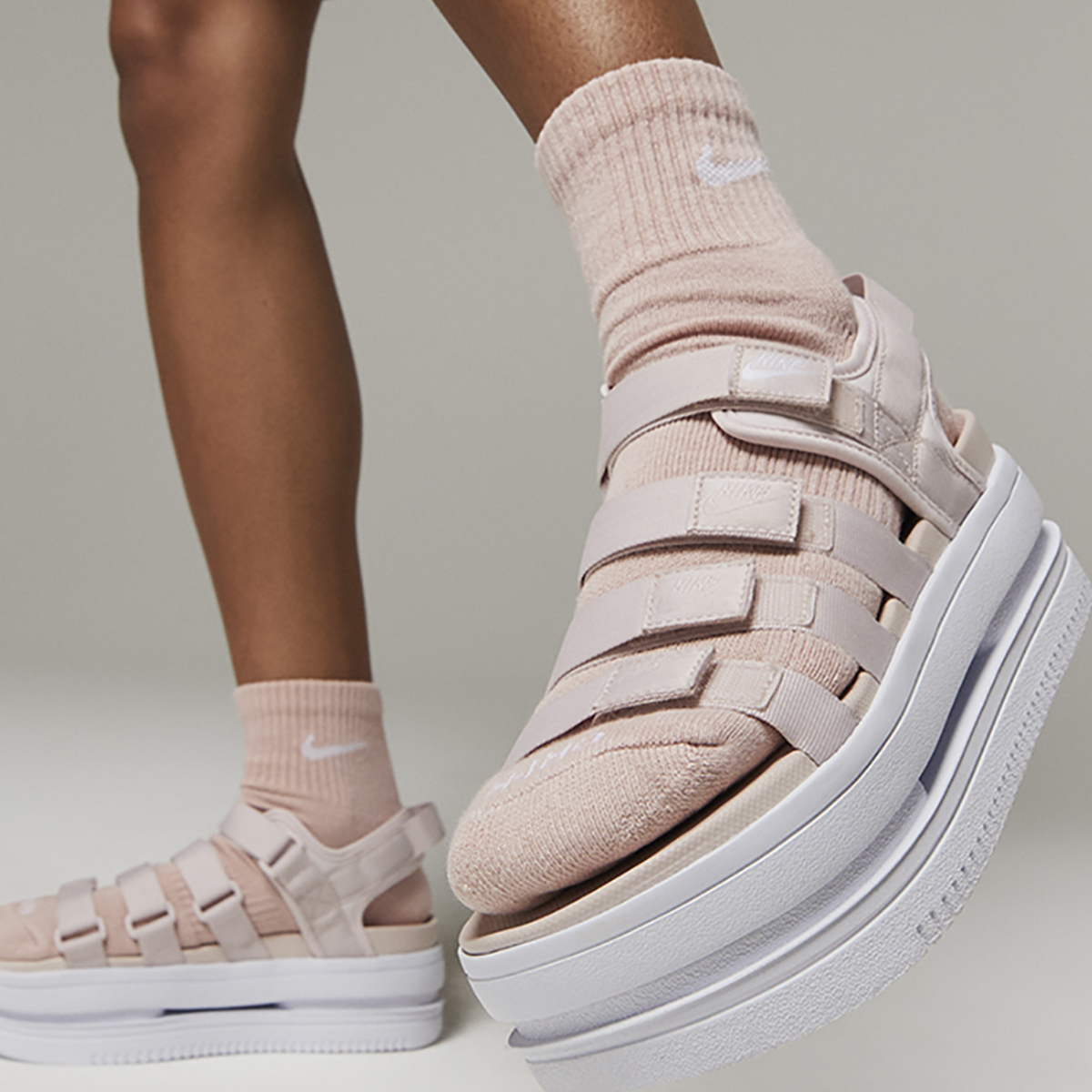 우먼스 나이키 아이콘 클래식 샌들 W Nike Icon Classic Sandal 나이키