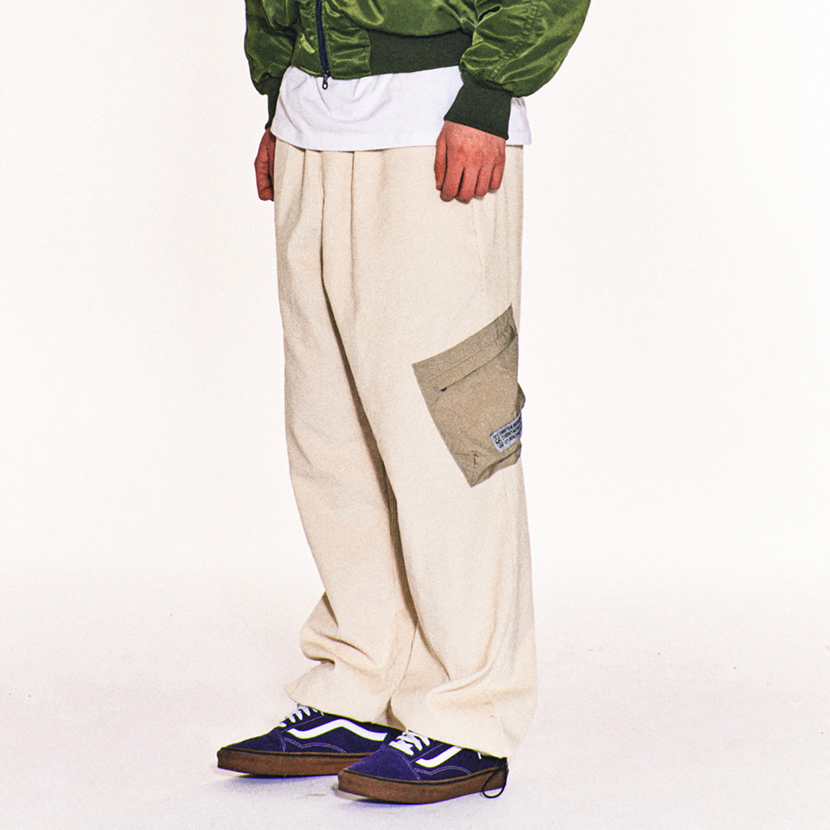 멈블 카고 코듀로이 팬츠 (크림) MUMBLE CARGO CORDUROY PANTS (CREAM) - 프리키쉬빌딩