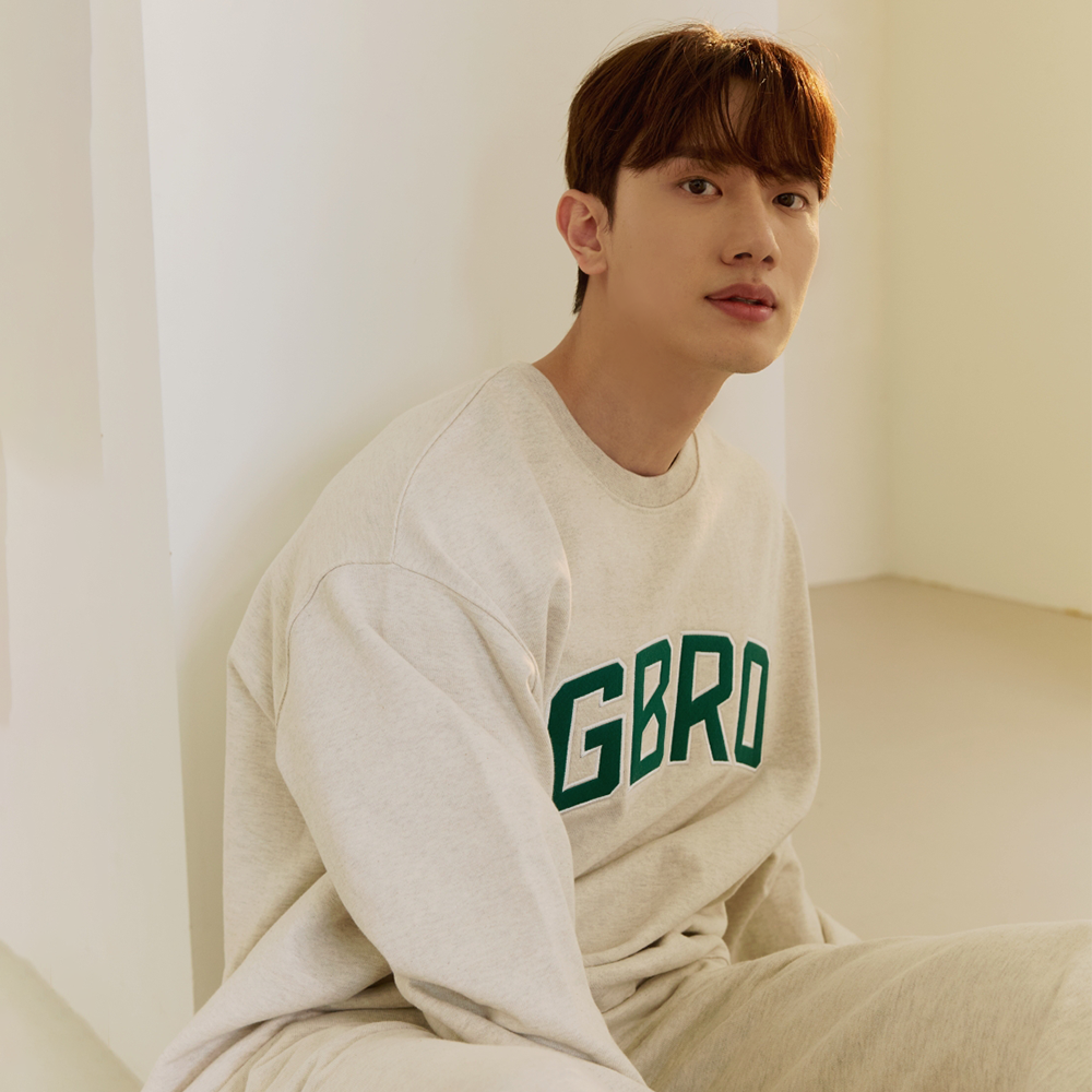 짐브로 헤비웨이트 아치로고 맨투맨 GYMBRO HEAVY WEIGHT ARCH LOGO SWEAT SHIRTS - 짐브로