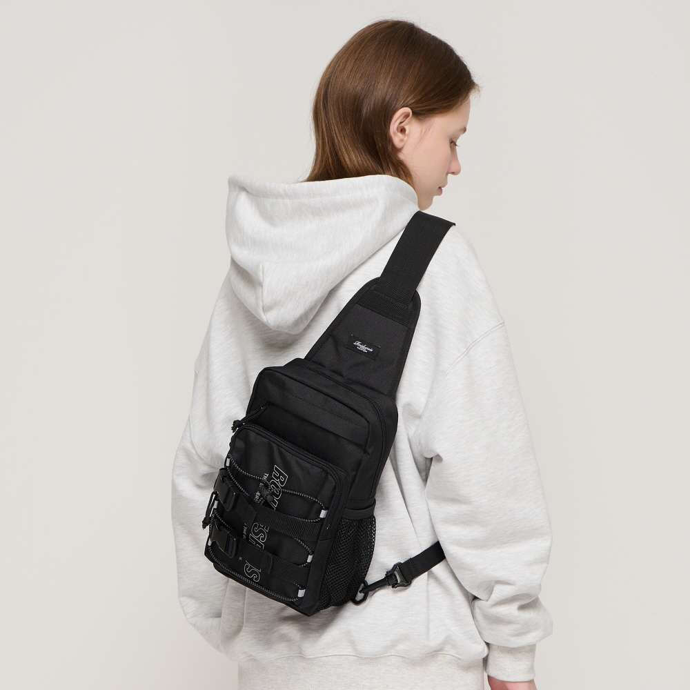 RDR 3D 매트릭스 3M 스카치 스트링 슬링백 (블랙) RDR 3D MATRIX SLING BAG (BLACK) - 로아드로아