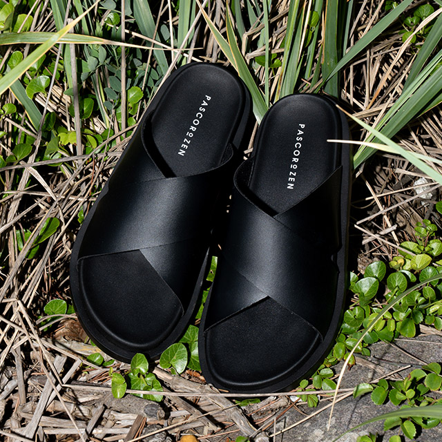 JC6605 덴버 크로스 슬리퍼 블랙 JC6605 Denver Cross Slipper Black - 파스코로젠