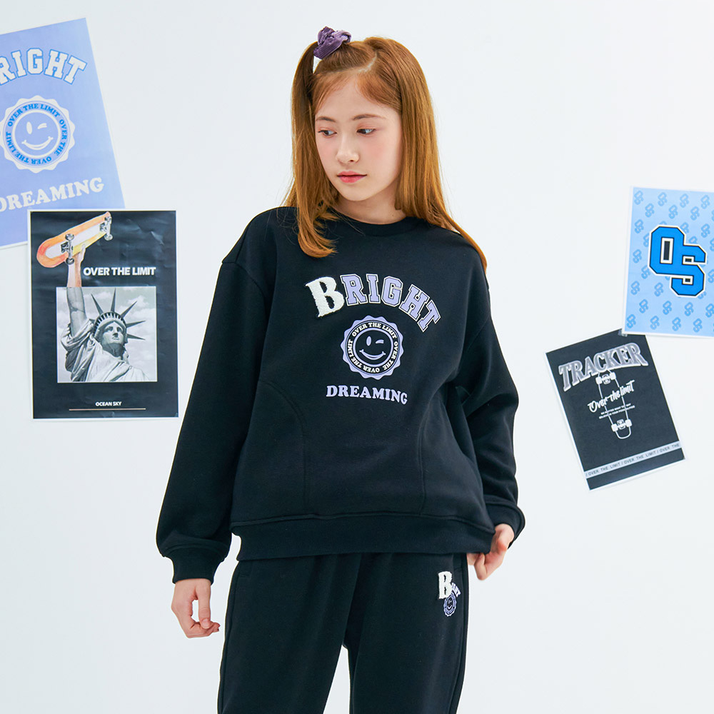 [2color]여아 부클 레터 스마일 맨투맨 [2color]Girl's Boucle Letter Smiley Bomber ...