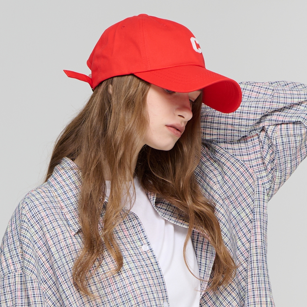 로고 포인트 볼캡 (레드) Logo Point Baseball Cap (Red) - 카고브로스 포 우먼