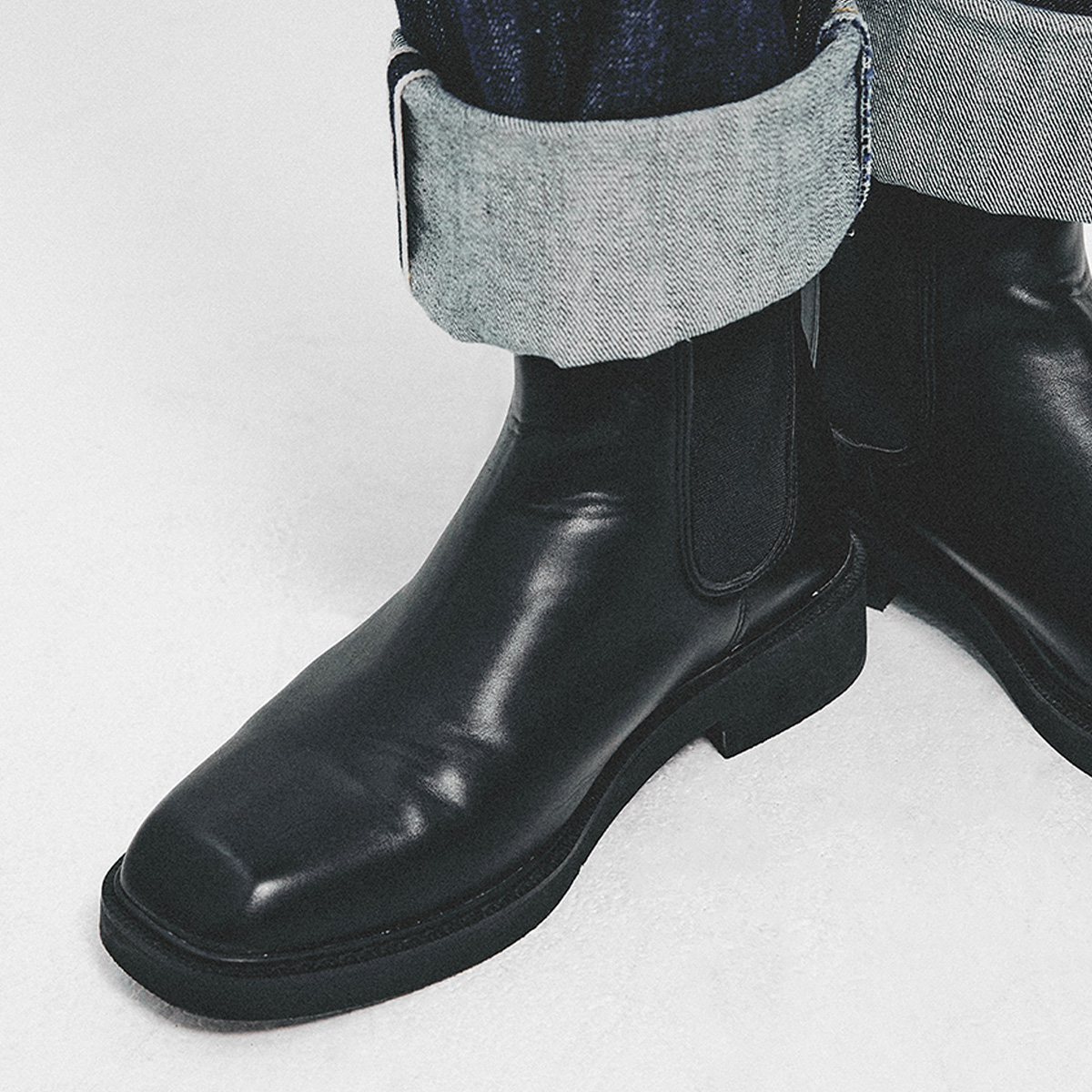 JC5202 스퀘어토 첼시부츠 브록 블랙 SQUARE TOE CHELSEA BOOTS BROCK BLACK - 파스코로젠